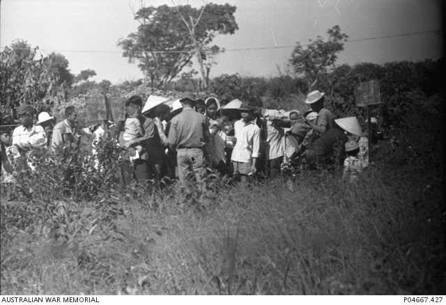 Men of 5th Battalion, The Royal Australian Regiment (5RAR) conducting ...