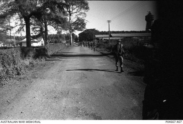 Men of 5th Battalion, The Royal Australian Regiment (5RAR) completing a ...