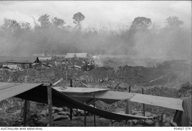 Attempt to trap the Viet Cong (VC) D445 Battalion. 105mm M2A2 guns of ...