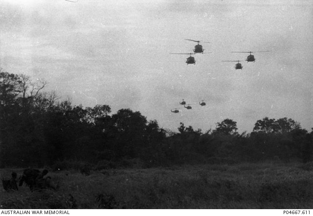 Australian or New Zealand members of 6RAR/NZ (ANZAC) Battalion ...