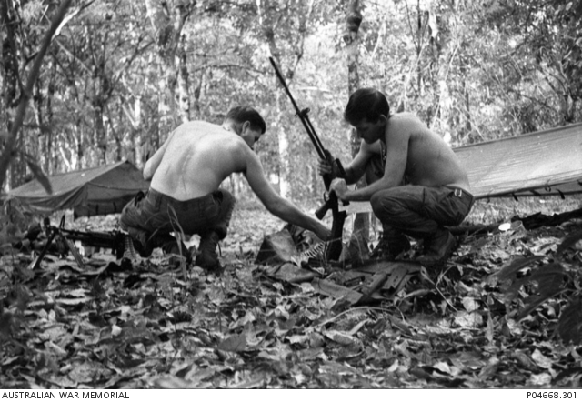 Diggers of 4th Battalion, The Royal Australian Regiment - New Zealand ...