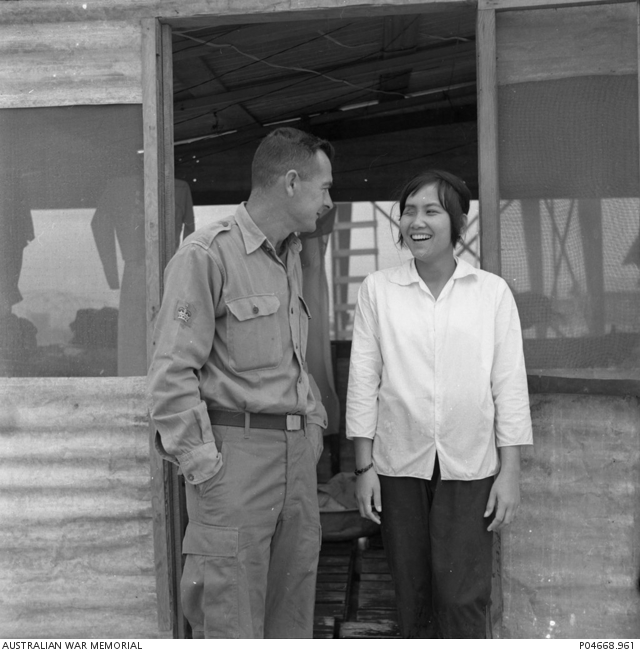 35461 Warrant Officer 2 (WO2) Keith Owen (Windy) Winbank, a member of ...