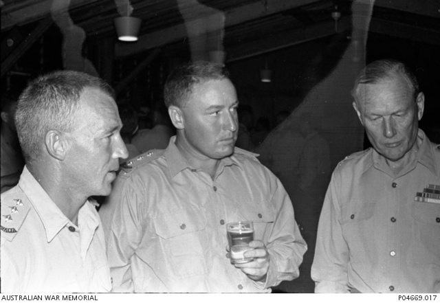 General Daly visits Vietnam | Australian War Memorial