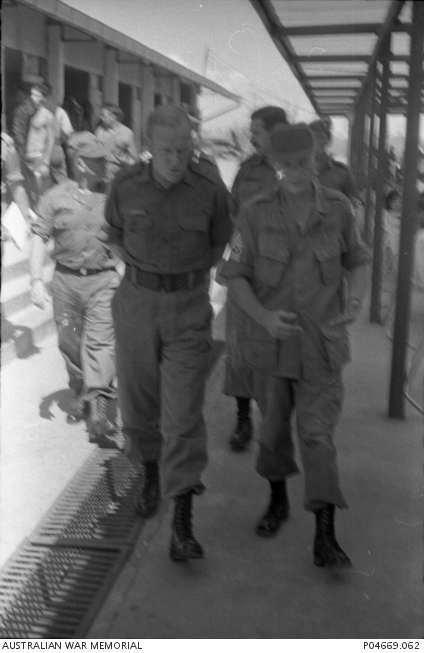 General Daly visits Vietnam | Australian War Memorial