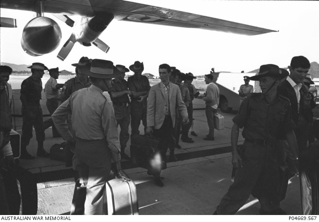 6th Battalion, The Royal Australian Regiment back in Townsville, Qld ...