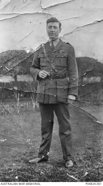 Portrait of Sub Lieutenant Roderick Stanley (Stan) Dallas, No 1 ...
