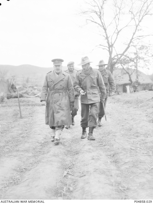 Lieutenant General Horace Clement Hugh ‘Red Robbie’ Robertson (left ...
