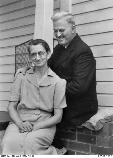 Informal portrait of Mrs Eva Small, of Brisbane, Qld, and husband. Mrs ...