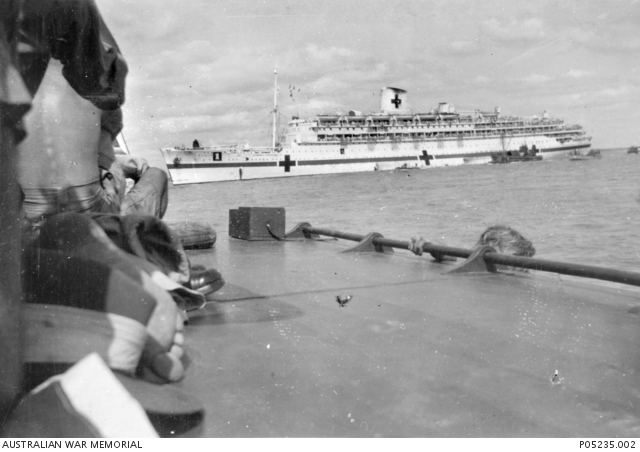 Hospital ship Oranje arriving at Darwin Naval wharf with Australian ...