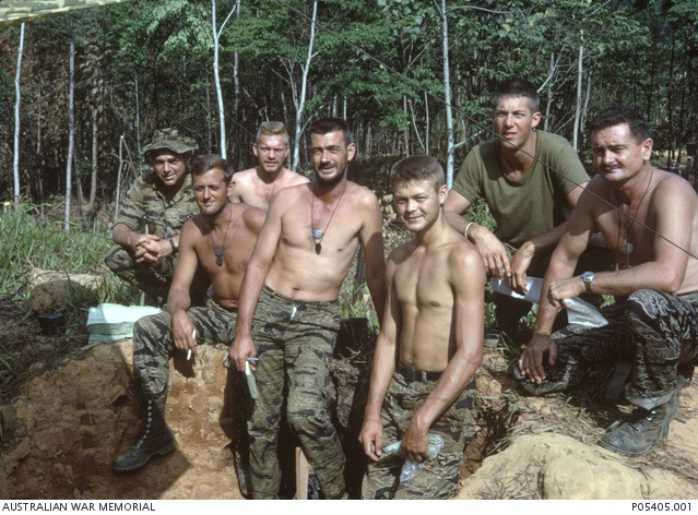 Australian members of the Australian Army Training Team Vietnam (AATTV ...