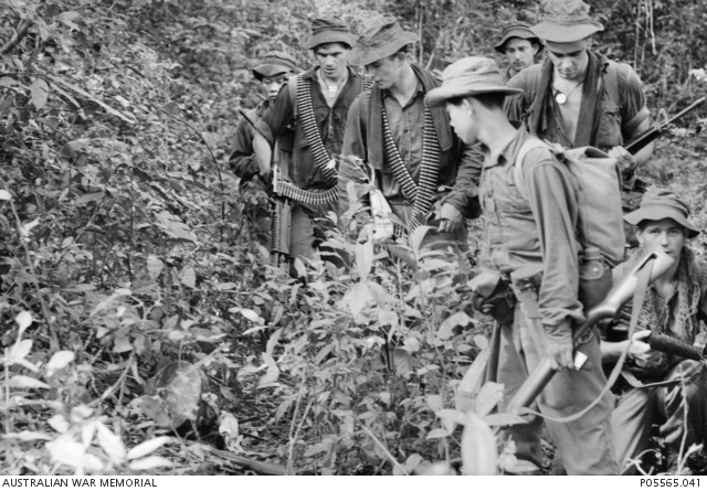 Unidentified members of 6th Battalion, The Royal Australian Regiment ...