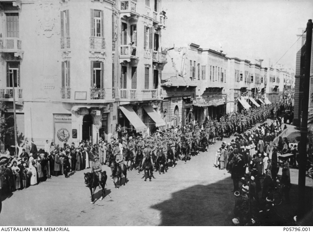 March of C Squadron, 1st Australian Light Horse Regiment, through Cairo ...