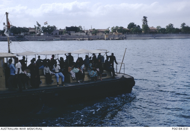 Egyptian civilians are relocated to Kantara (Qantara) west from a ferry ...
