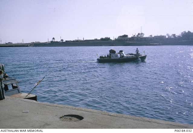 Egyptian civilians are relocated to Kantara (Qantara) west from a ferry ...