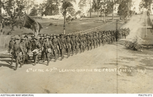 Members of the 4th Reinforcements of the 47th Battalion leaving camp ...