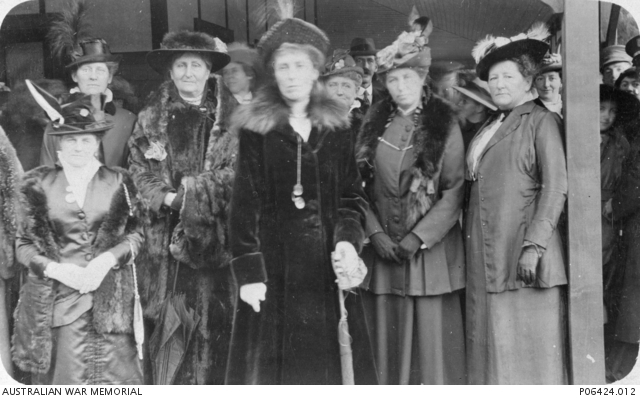 Lady Helen Munro Ferguson and other dignitaries at the official opening ...