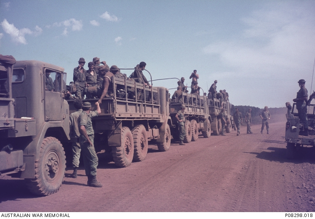 Very dusty International F2 6x6 trucks from 86 Transport Platoon, Royal ...