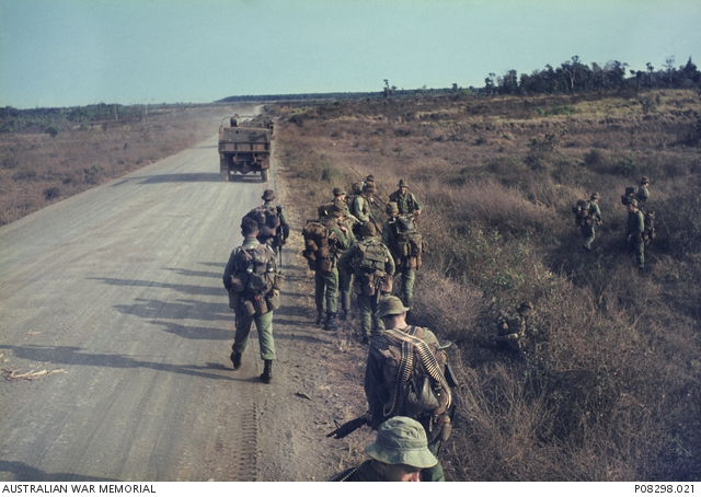 Infantry, possibly from 4th Battalion, The Royal Australian Regiment ...