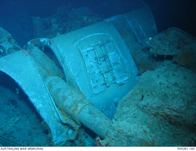 Dive 2 HMAS Sydney II Wreck Close-up of fore deck folded back over ...