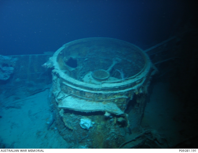 Dive 2 HMAS Sydney II Wreck Barbette for Director Control Tower. Please ...