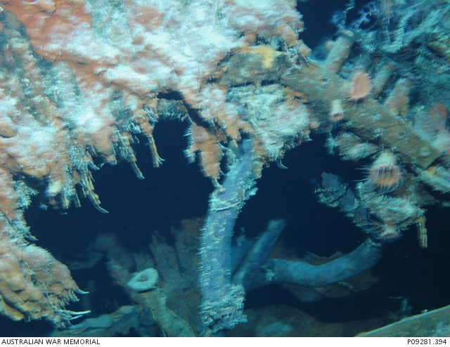 Dive 2 HMAS Sydney II Wreck Damage to forward stbd side of bridge ...