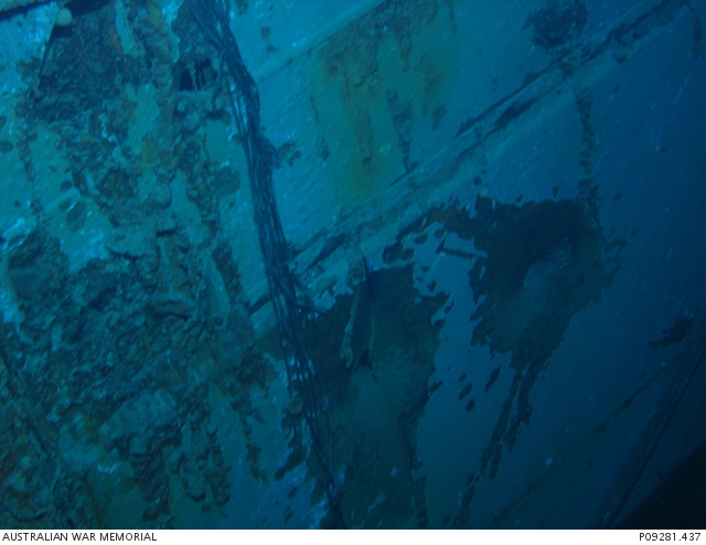Dive 7 HMAS Sydney II Wreck Close-up of shell hit on stb side of ship ...
