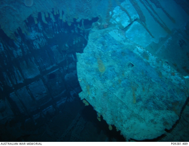 Dive 3 HMAS Sydney II Debris Field Damage to aft end of inverted bow ...
