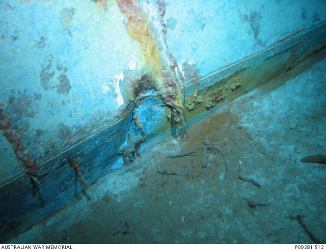 Dive 3 HMAS Sydney II Debris Field Stbd side of ship's inverted bow ...