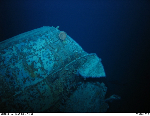 Dive 3 HMAS Sydney II Debris Field Stbd side of ship's inverted bow ...