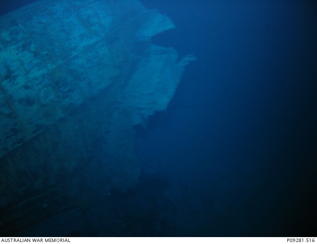 Dive 3 HMAS Sydney II Debris Field Stbd side of ship's inverted bow ...