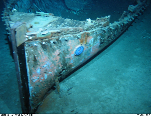 Dive 3 HMAS Sydney II Debris Field Bow section of what is believed to ...