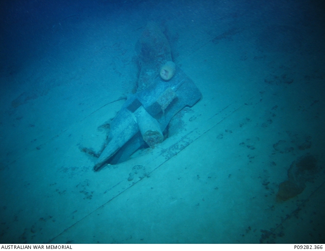 Dive 6 NSK Kormoran Debris Field #2 Stbd anchor embedded in steel plate ...