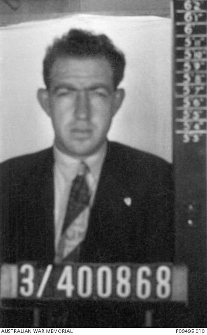 Paybook photograph of 3400868 Private (Pte) John Philip Saunders, 3rd ...