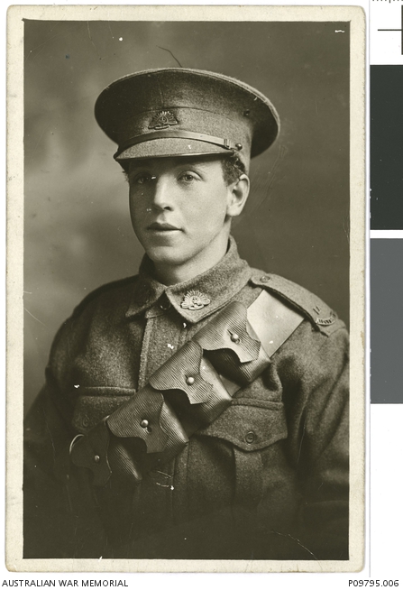 Portrait of Gunner Edward James (Ted) Barnett 5859 | Australian War ...