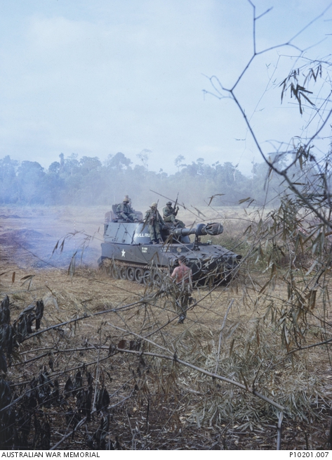 US Army M109 155MM self propelled howitzers of B Battery, 2/35th ...