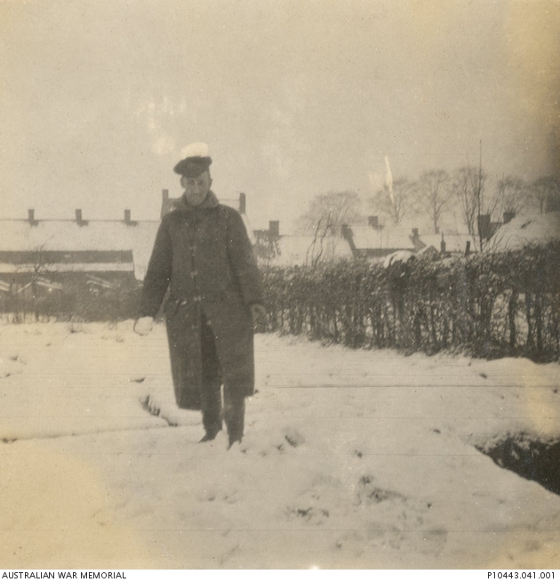 Informal portrait of 1914 Driver Mechanic Sydney Oscar Everett, 1st ...
