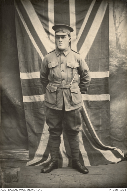 Studio portrait of 2748 Private (Pte) George Tennyson Marlow, 21st ...