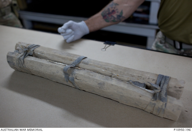 Warrant Officer Rodney Amos RAAF, an Explosive Ordnance Disposal (EOD ...