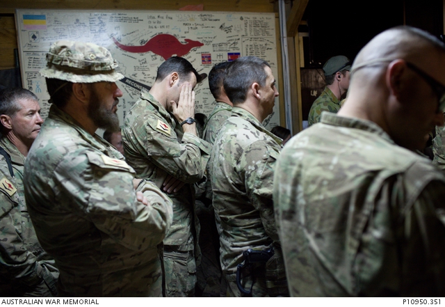 Members of the 3rd Battalion, The Royal Australian Regiment (3RAR) and ...