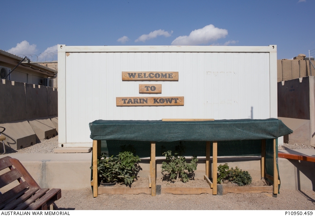 Force Support Unit (FSU) arrival area at Tarin Kot airfield ...