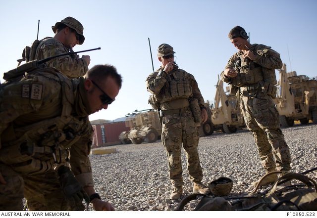Members of the 3rd Battalion, The Royal Australian Regiment (3RAR ...