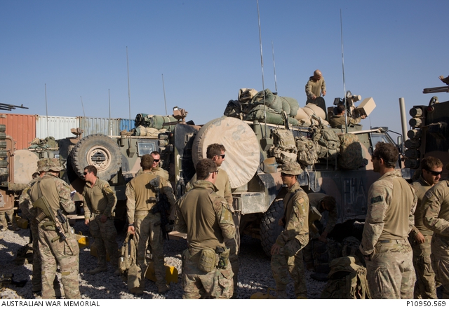 Members of the 3rd Battalion, The Royal Australian Regiment (3RAR ...
