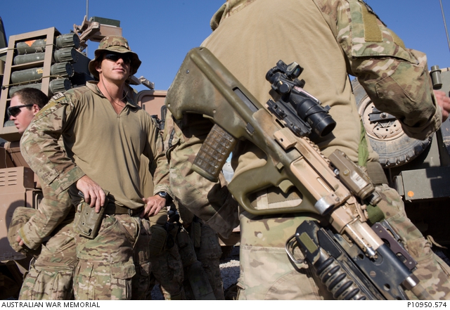 Members of the 3rd Battalion, The Royal Australian Regiment (3RAR ...