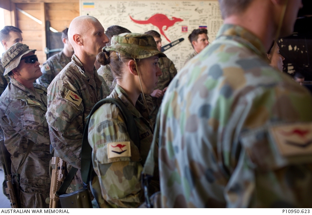 Members of the 3rd Battalion, The Royal Australian Regiment (3RAR ...