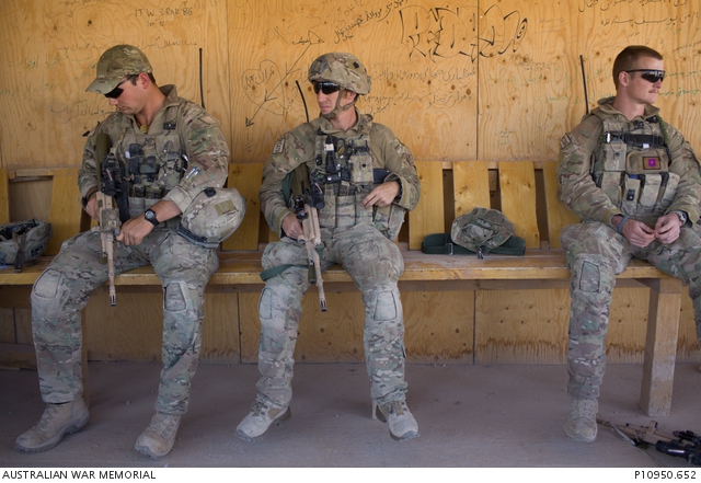 Members of the 3rd Battalion, The Royal Australian Regiment (3RAR ...