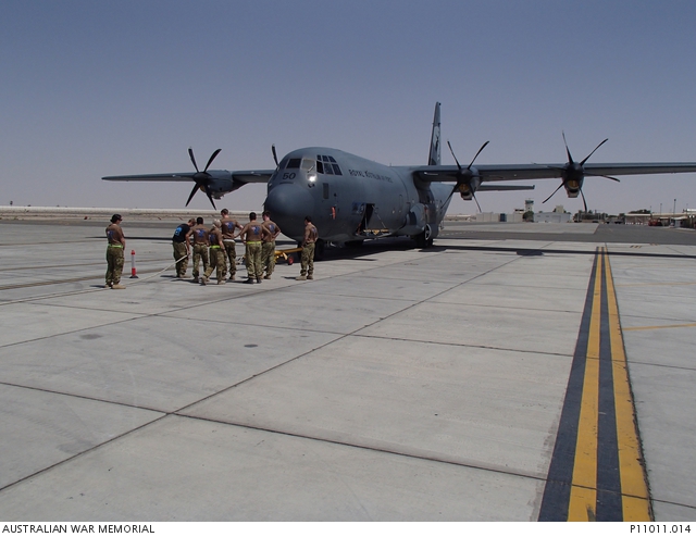 Unidentified Australian soldiers preparing to participate in the Al ...
