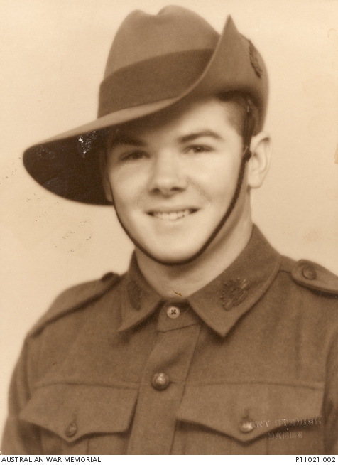 Studio portrait of NX148877 Signalman (Sig) Albert Francis Bingham, 15 ...