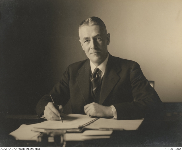 Formal portrait of 31 (NX35000) Lieutenant General Sir Vernon Ashton ...