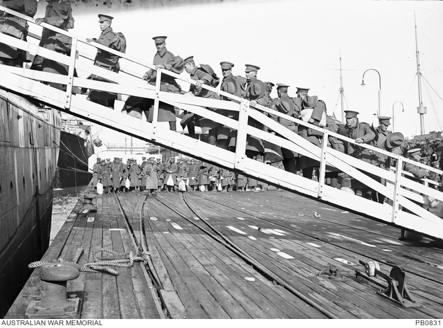 Josiah Barnes collection of First World War negatives and prints ...