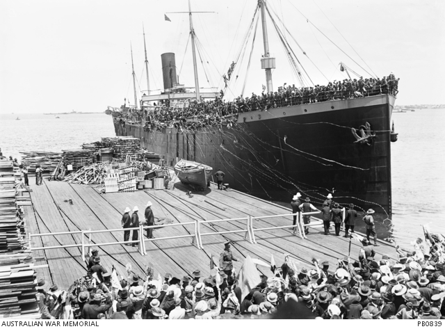 Josiah Barnes collection of First World War negatives and prints ...